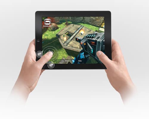 Logitech visar upp joystick och tangentbord för iPad
