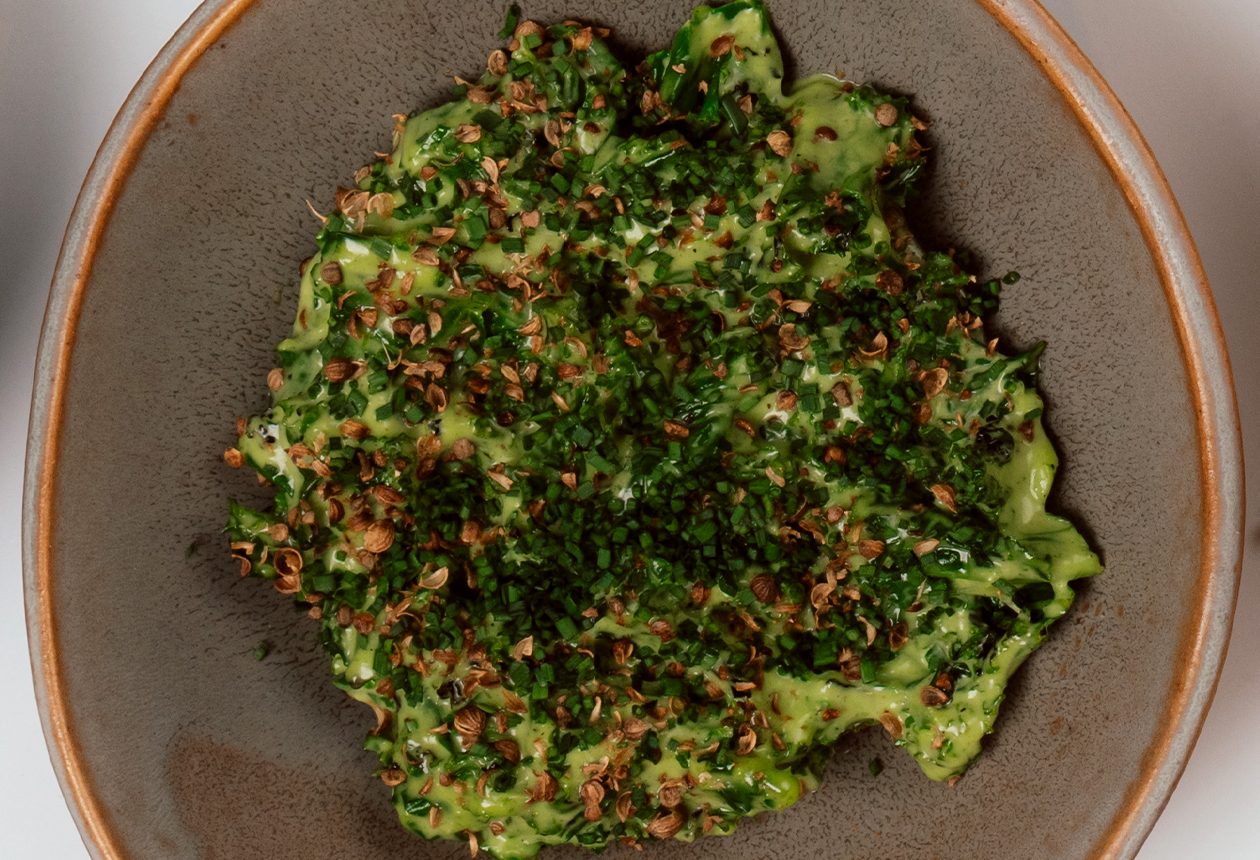 Albin Edberg tipsar om fem smarriga korvtoppings